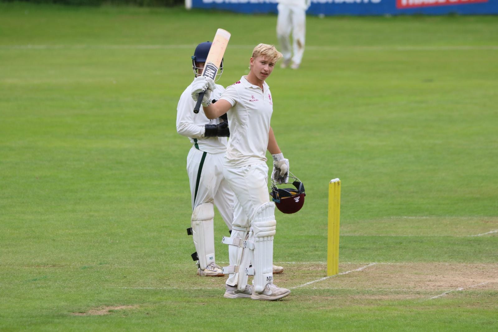 Fin Hill Signs First Professional Contract at Somerset - Devon Cricket